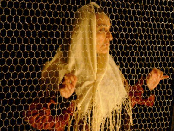 Golden Thread | ReOrient 2005