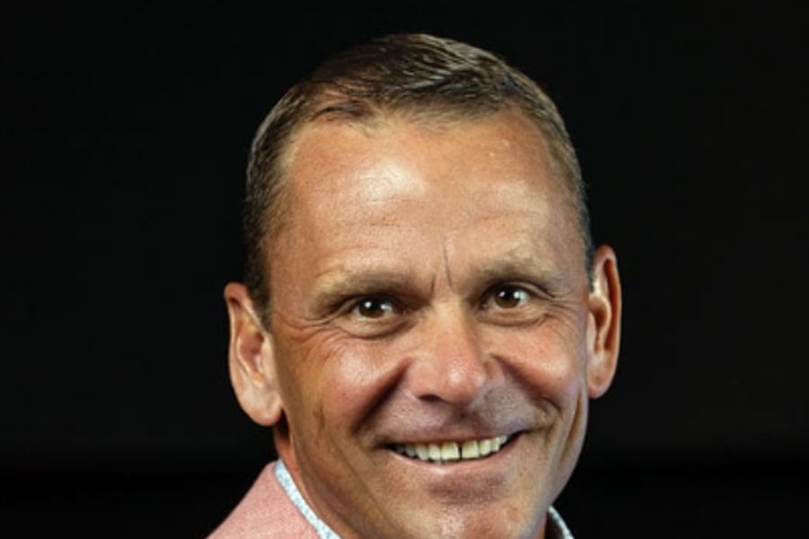 Marty Bicknell loads up on Neuberger Berman capital 'ahead of plans ...