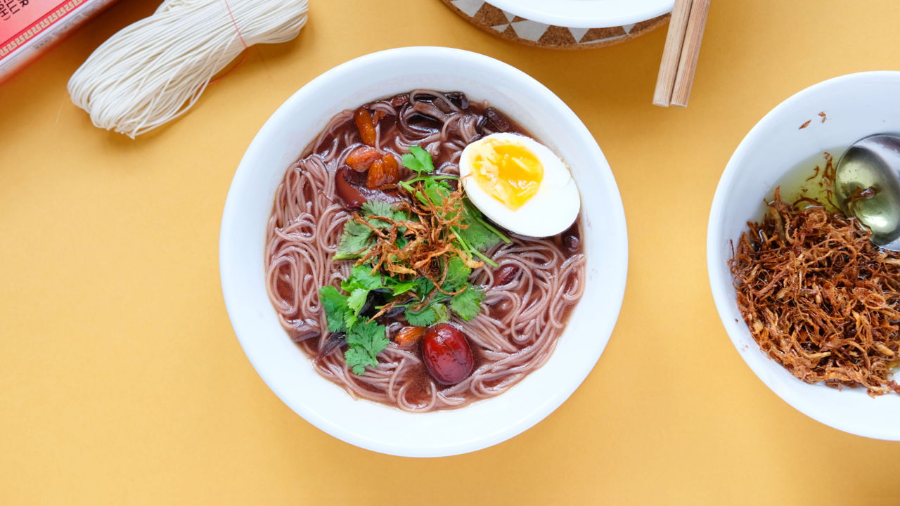 Red Wine Mee Sua - Southeast Asian Recipes - Nyonya Cooking