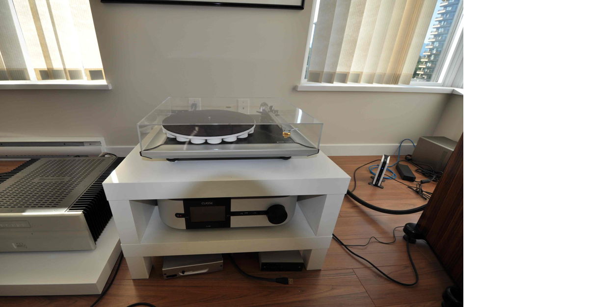 Rega P7 Turntable (Vancouver BC) For Sale | Audiogon