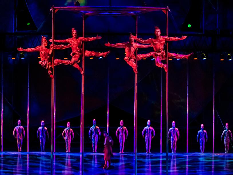 Mystere - by Cirque du Soleil | Las Vegas Shows | Photos, Reviews and ...