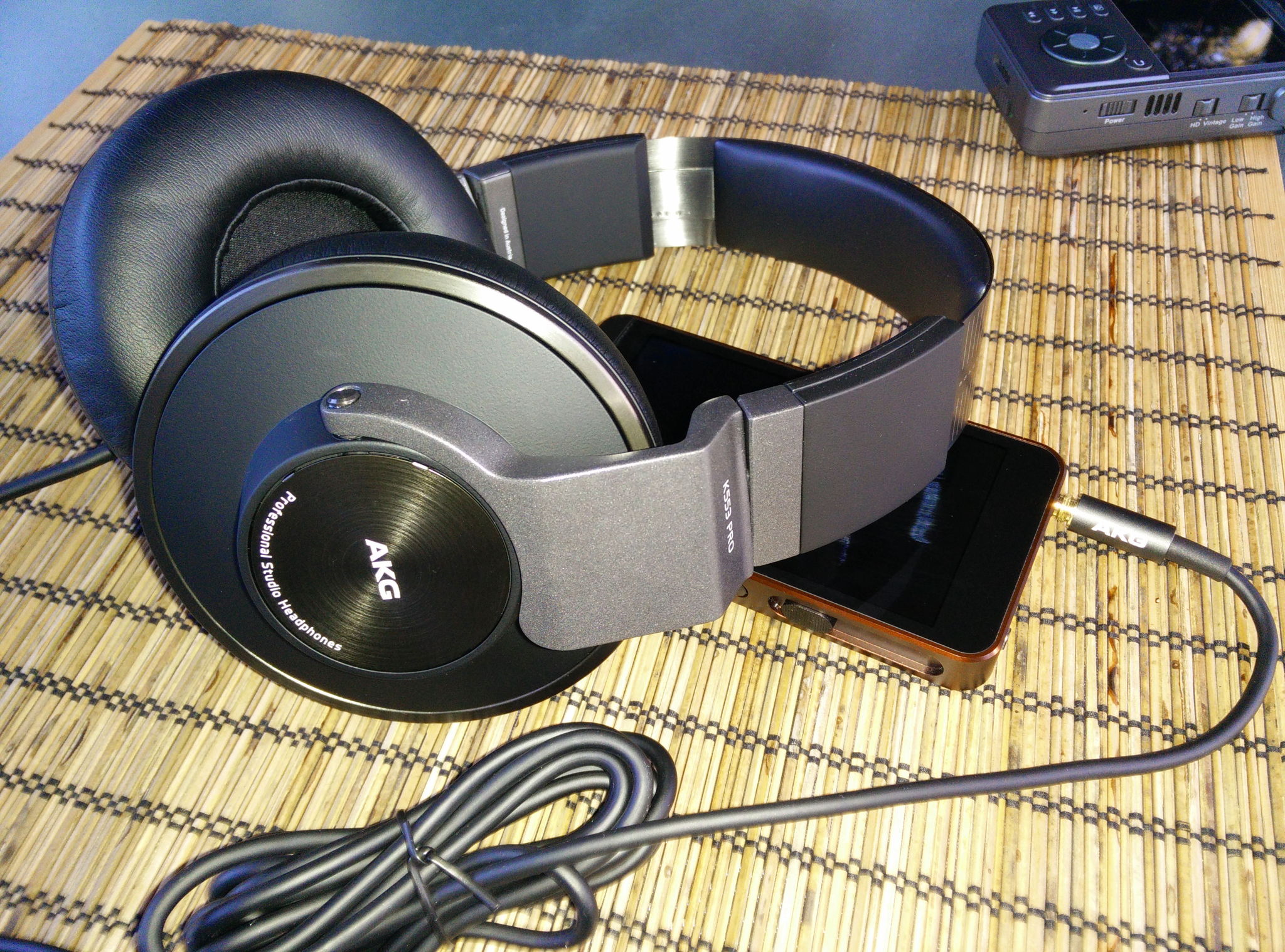 AKG K553 Pro Review - Slant