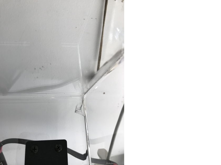 ORACLE DELPHI MK. IV GOLD & BLACK TURNTABLE For Sale | Audiogon