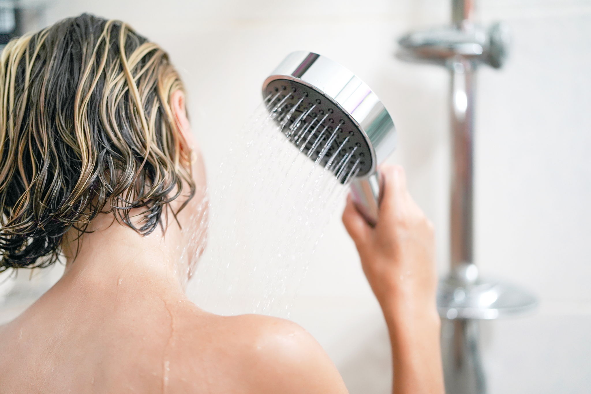 Are Cold Showers Good for You? The Beginner’s Guide to Cold Exposure ...