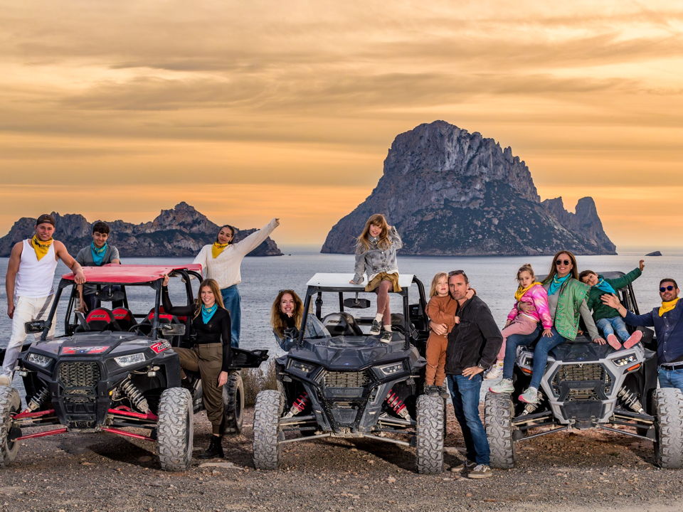 Louez un buggy depuis San Antonio sur l'île d'Ibiza | Clubtickets