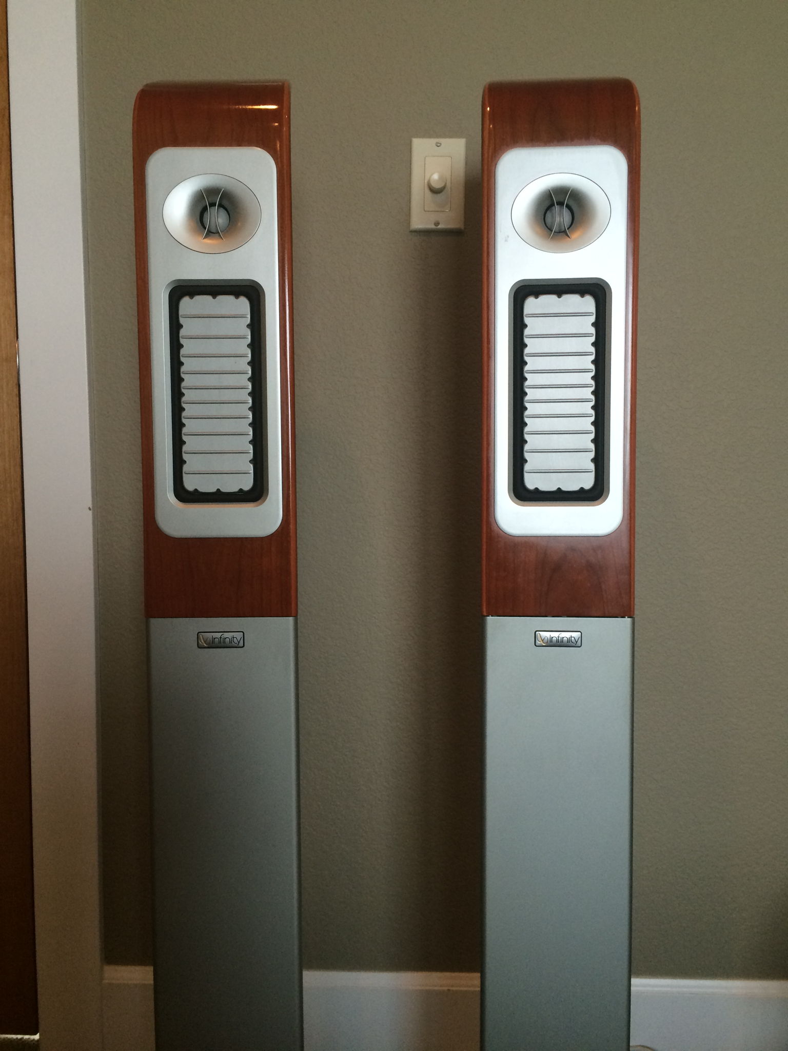 Infinity Cascade 7 Cherry Floor Speakers For Sale | Audiogon