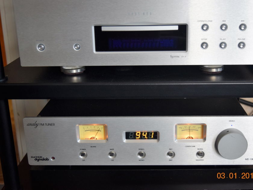 Magnum Dynalab MD-100 FM Tuner (Silver) | Tuners | Audiogon