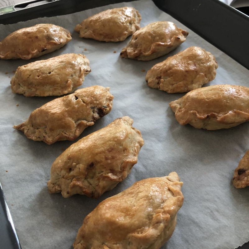 Curry Puff - Nyonya Cooking