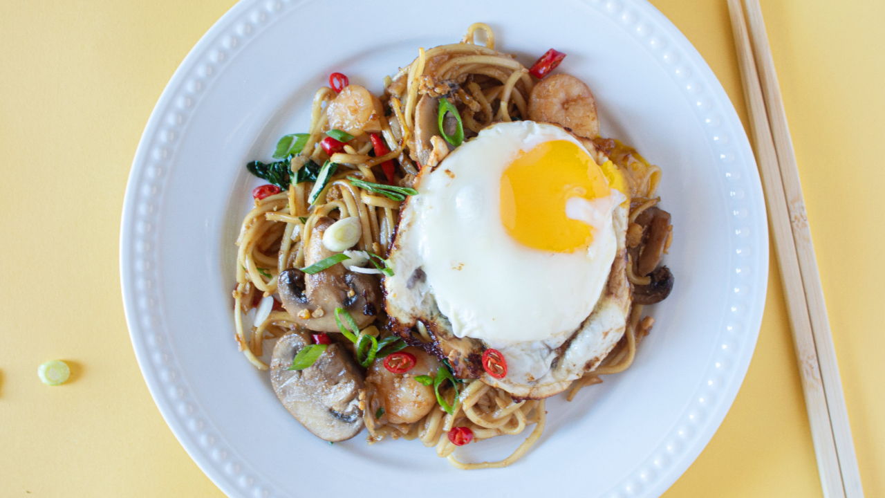 Mie Goreng - Southeast Asian Recipes - Nyonya Cooking