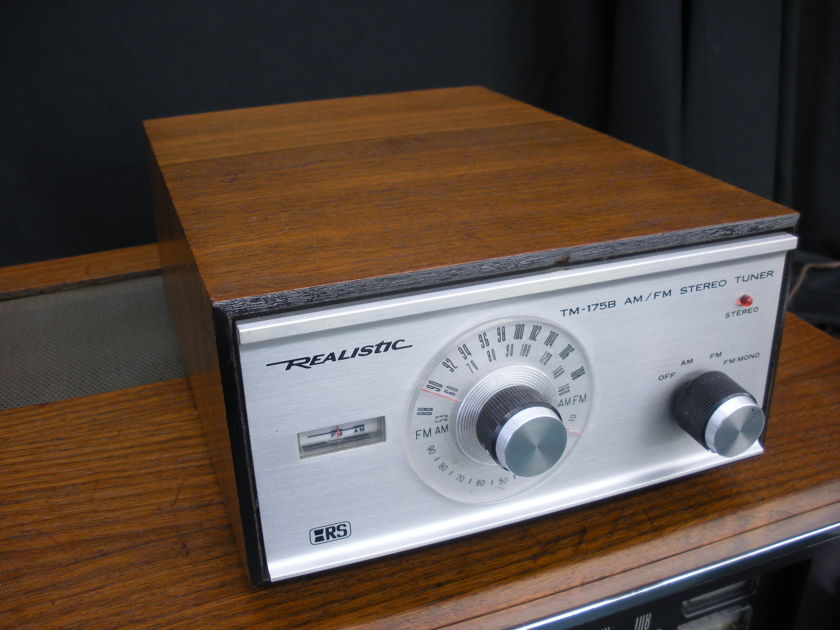 Vintage Realistic AM/FM tuner TM 175 B ver... For Sale | Audiogon