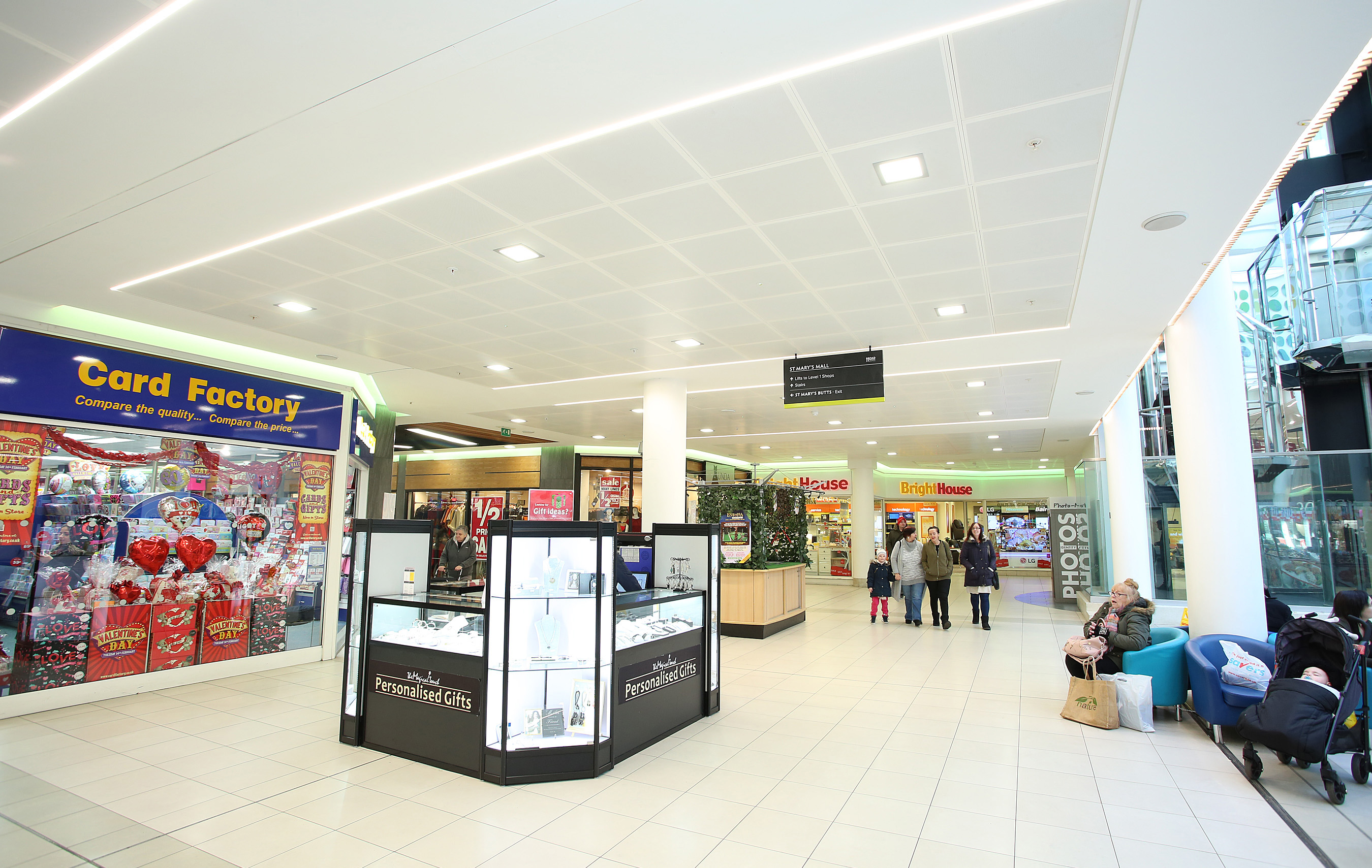 RMU Kiosks @ Broad Street Mall | We Are Pop Up