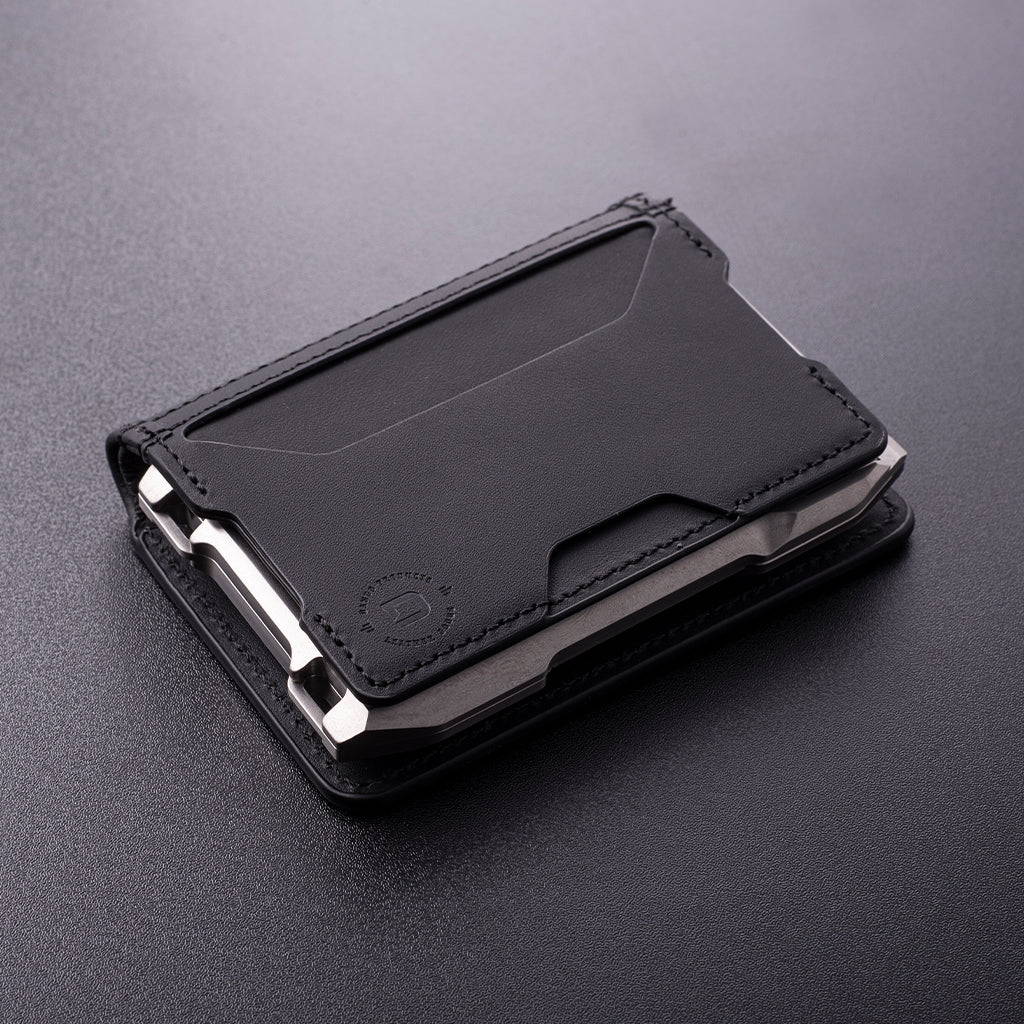 Dango Adapt Wallets | The World's Most Adaptable Wallet - Dango Products