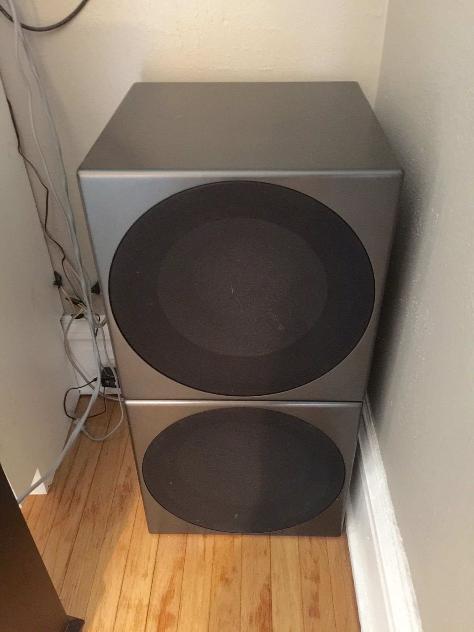 NHT Evolution subwoofer system w2 NHT U2 For Sale | Audiogon