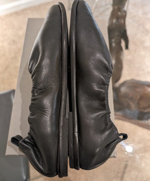 Yano Flat - Deep Sea Leather - $182.50 | Coclico Pre-loved