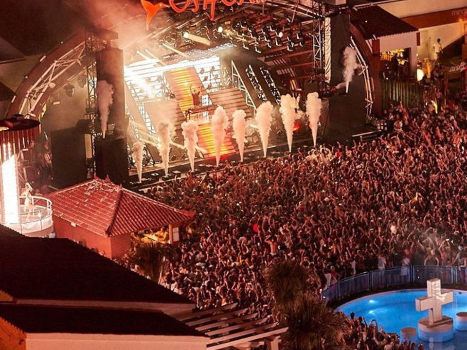 Drink voucher for the secret rooftop at Ushuaïa Tower in Ibiza ...
