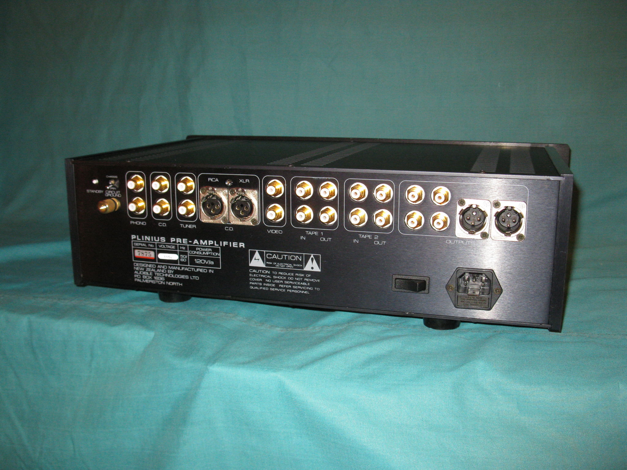 Plinius M16 pre amplifier w/phono stage For Sale | Audiogon