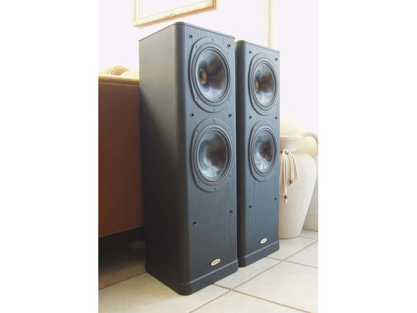 Sublime Tannoy Dual Concentric D70 (Model ... For Sale | Audiogon