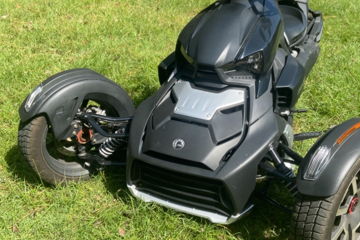 Find The Perfect Can-Am motorcycle rental. - Riders Share