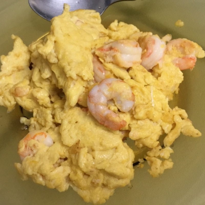 Chinese Scrambled Eggs with Shrimp - Nyonya Cooking