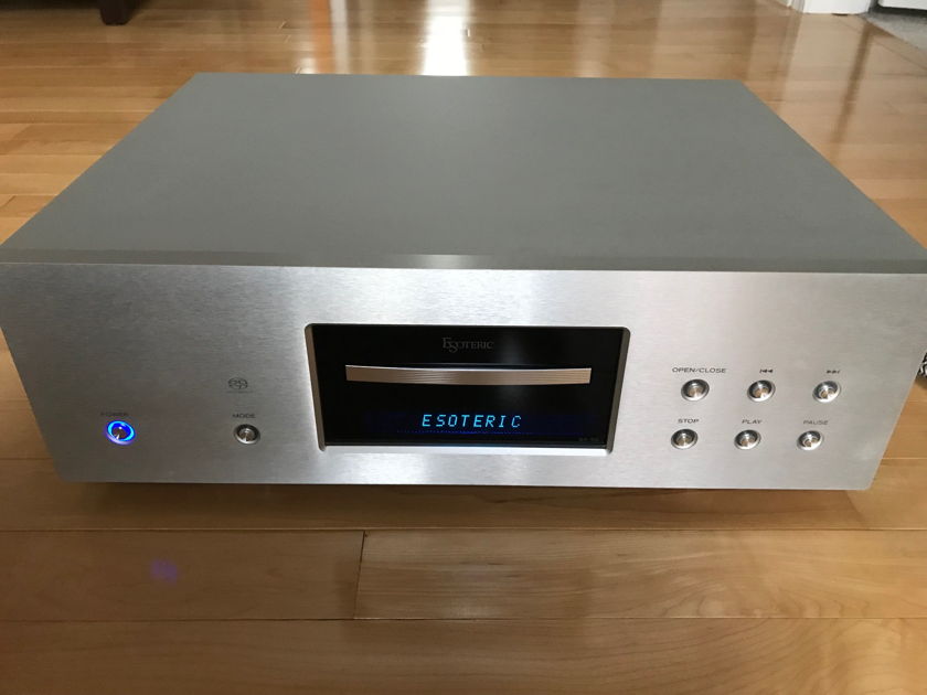 Esoteric SA-50 CD / SACD Player For Sale | Audiogon
