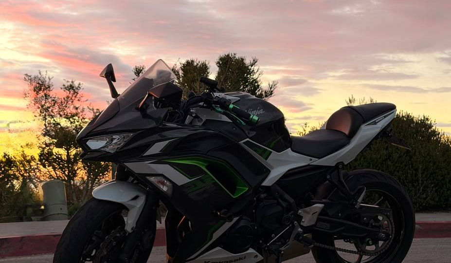 KAWASAKI NINJA 650 for rent near Tustin, CA - Riders Share