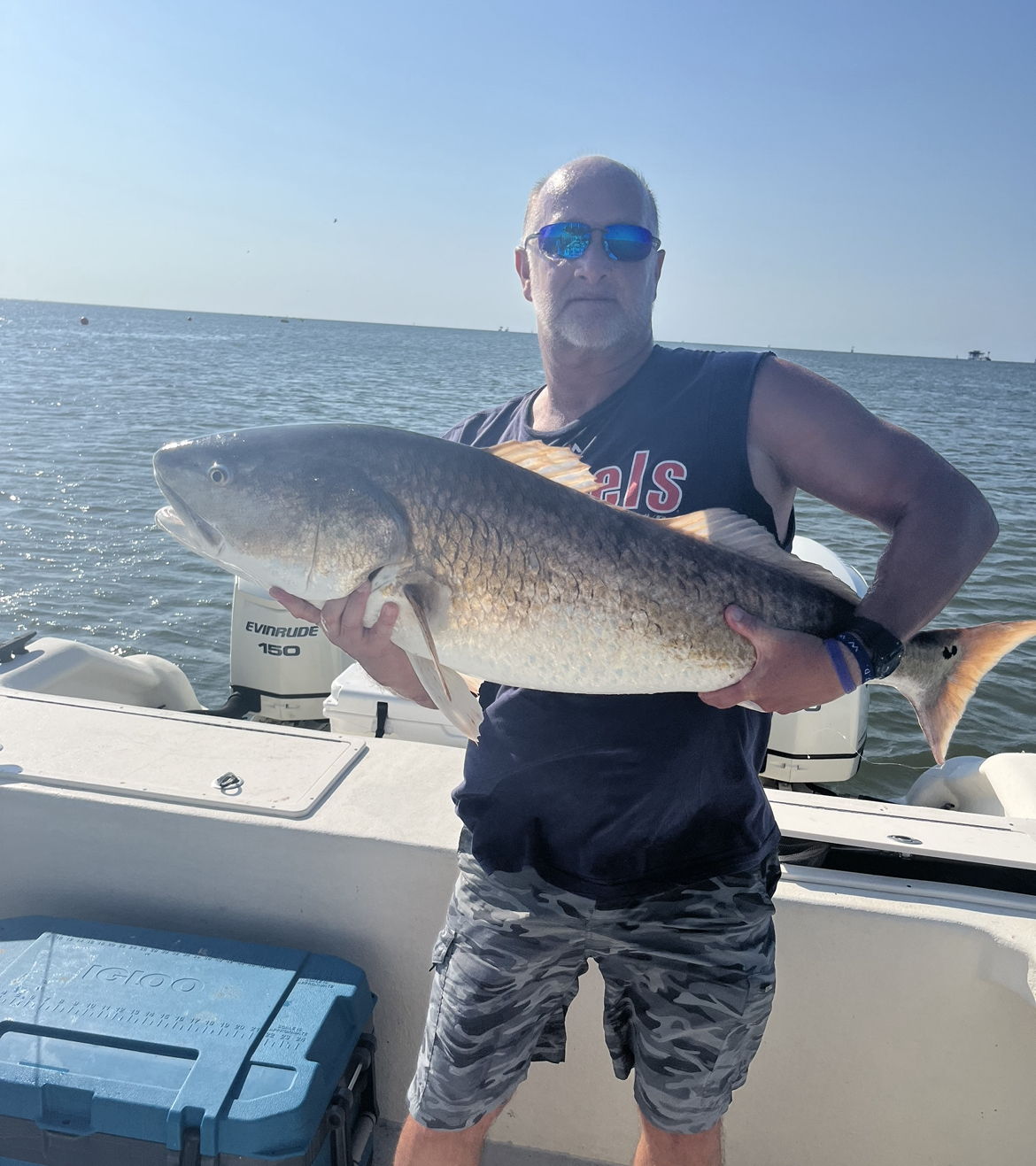 Southern Angler Louisiana After Dark Bull Redfish Package in Grand Isle ...