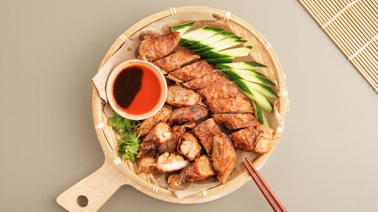 Ngoh Hiang/ Lor Bak/ 五香 - Southeast Asian Recipes - Nyonya Cooking