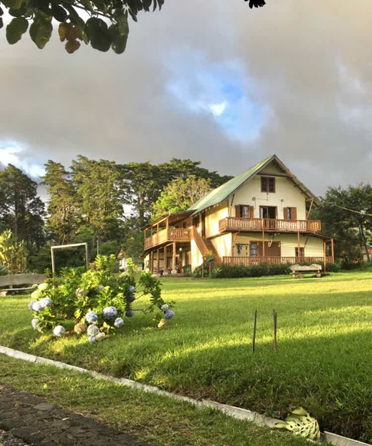 JUCUM Heredia - Youth With A Mission — Youth With A Mission