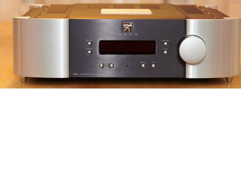 Simaudio 700i Integrated Amplifier For Sale | Audiogon