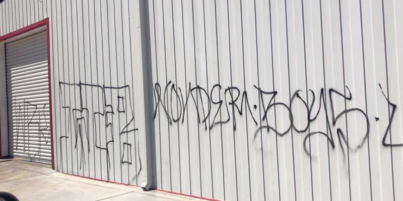 How to remove graffiti from metal – World's Best Graffiti Removal Products