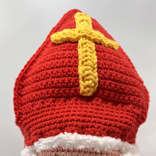 Easy Crochet pattern of Saint Nicholas.