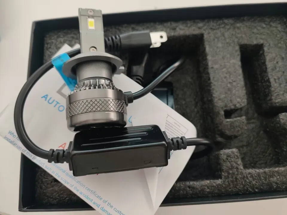 LUCES FRONTALES PARA AUTOMÓVILES – MAGISHOP