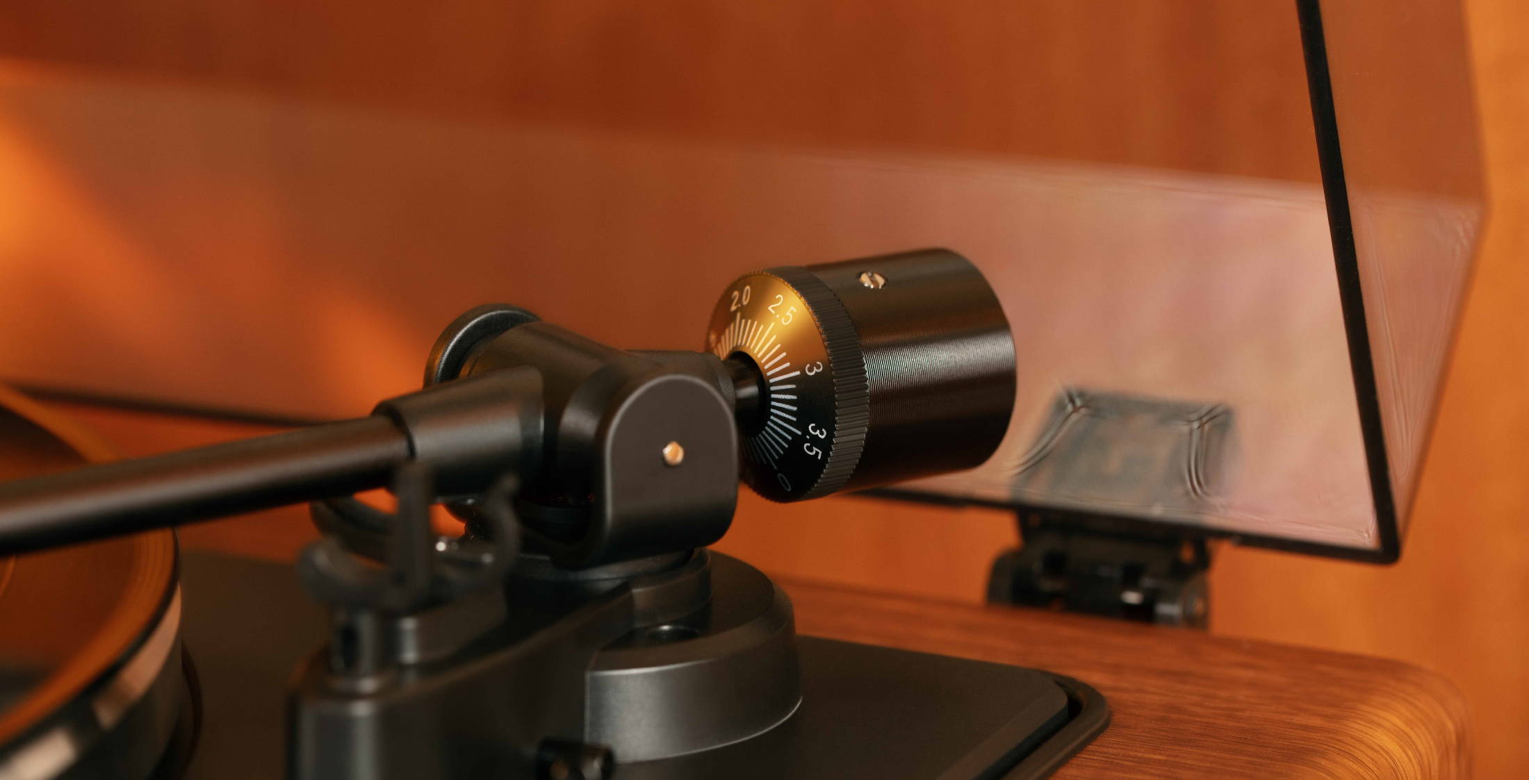 H009 Turntable Stereo System | Pure Audio with Insight | 1byone Audio Shop