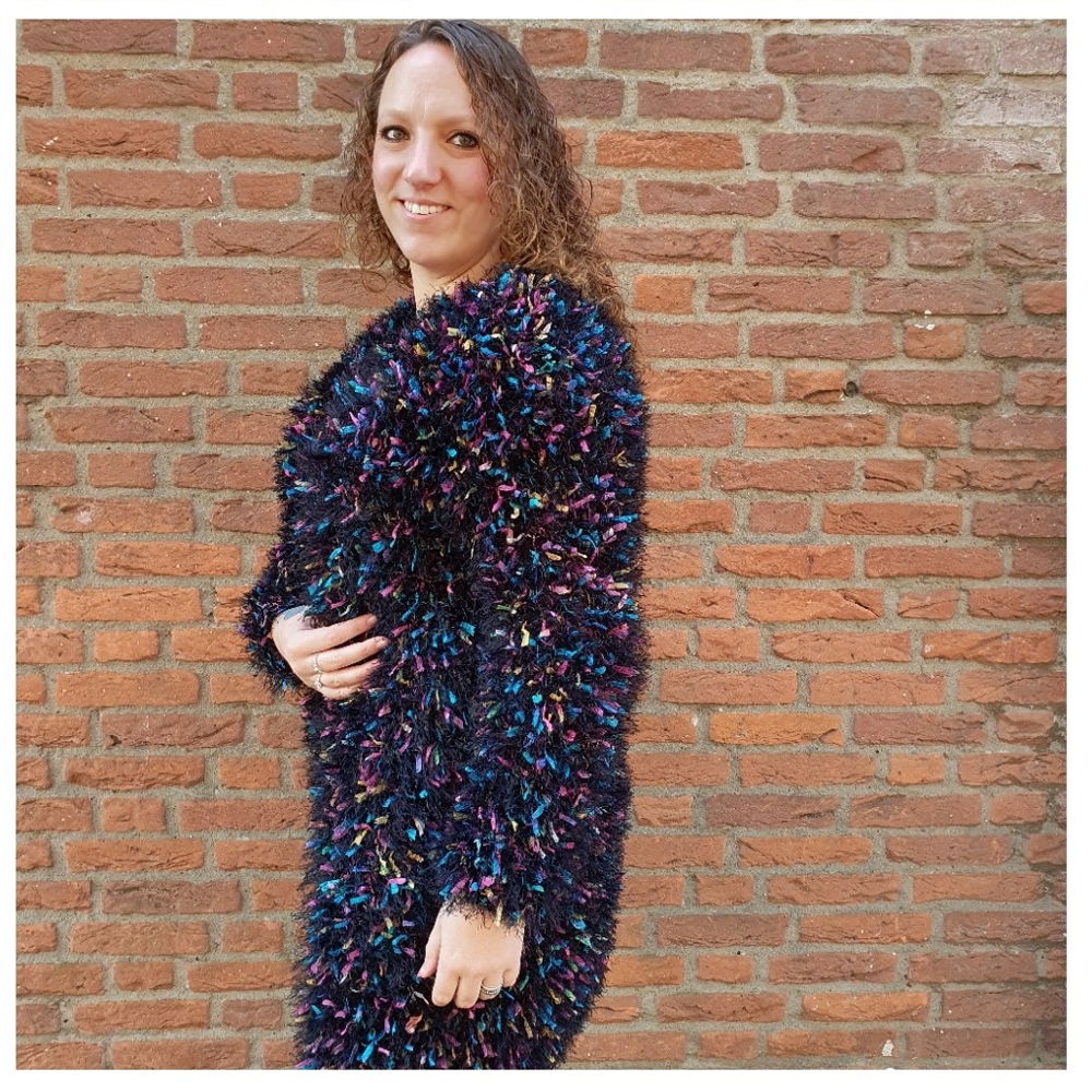 Easy Carnaval Confetti Vest crochet pattern