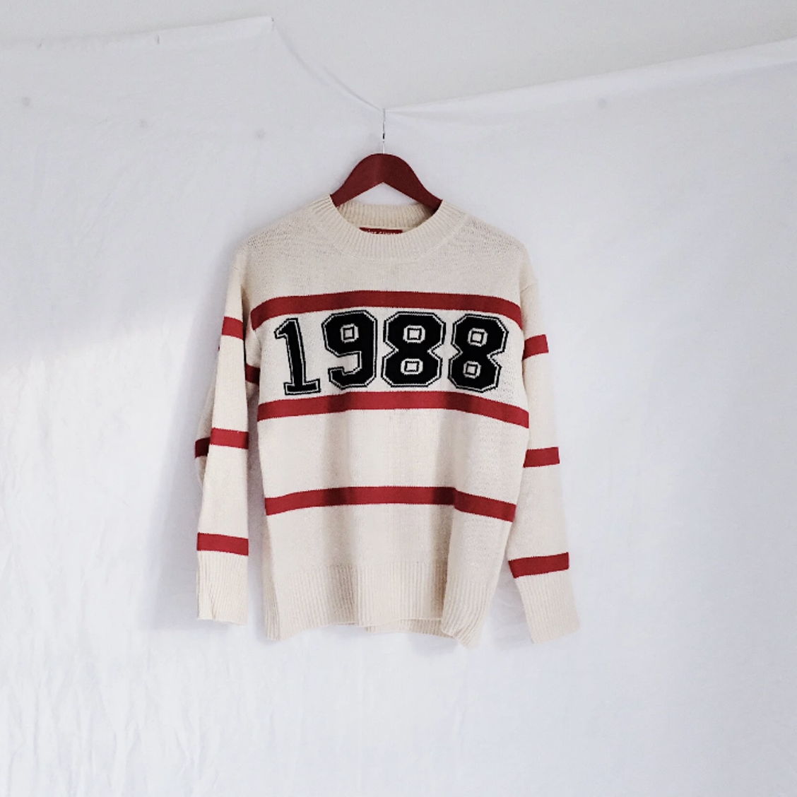 1988 Sweater - CHF 25.00 | Buy on marko