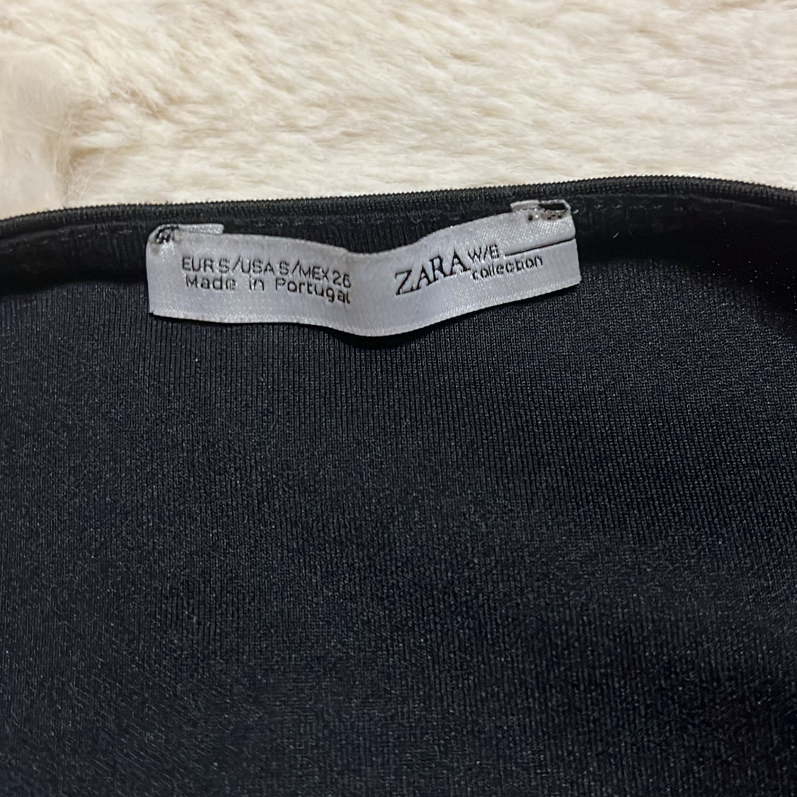 Haut court Zara - CHF 10.00 | Buy on marko