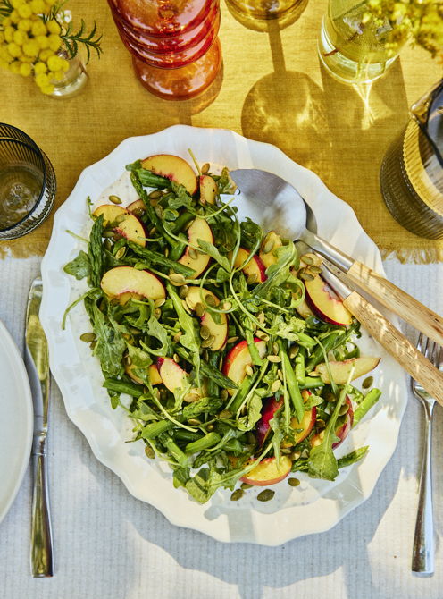 Salade d’asperges et de nectarines | RICARDO