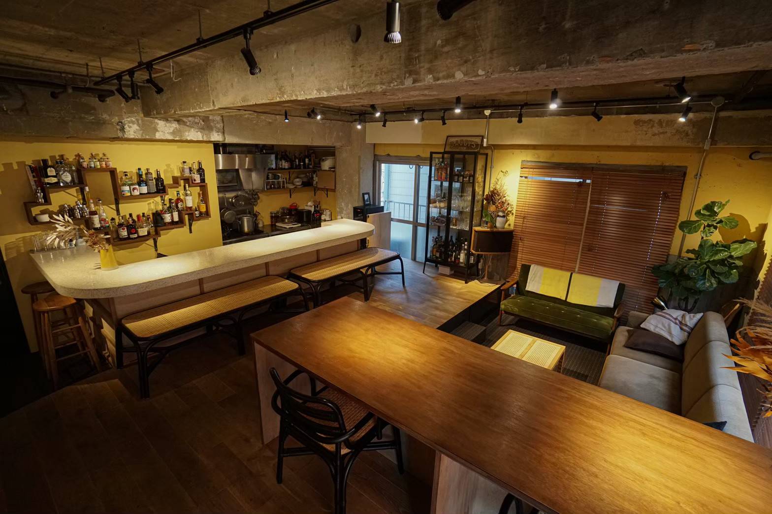 about LOBBY – & Supply