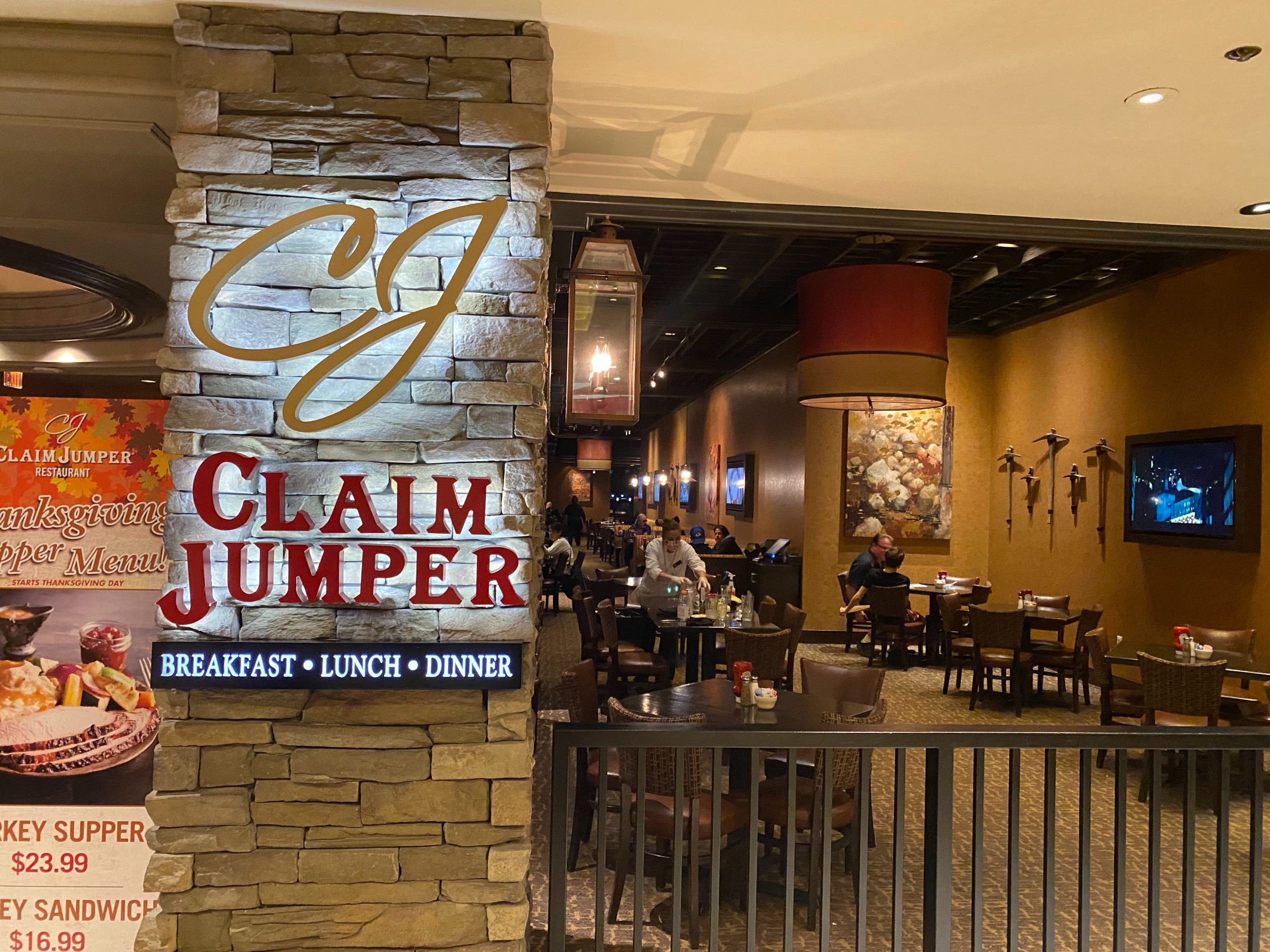 Inside Golden Nugget Las Vegas Resteraunts The Golden Nugget In The