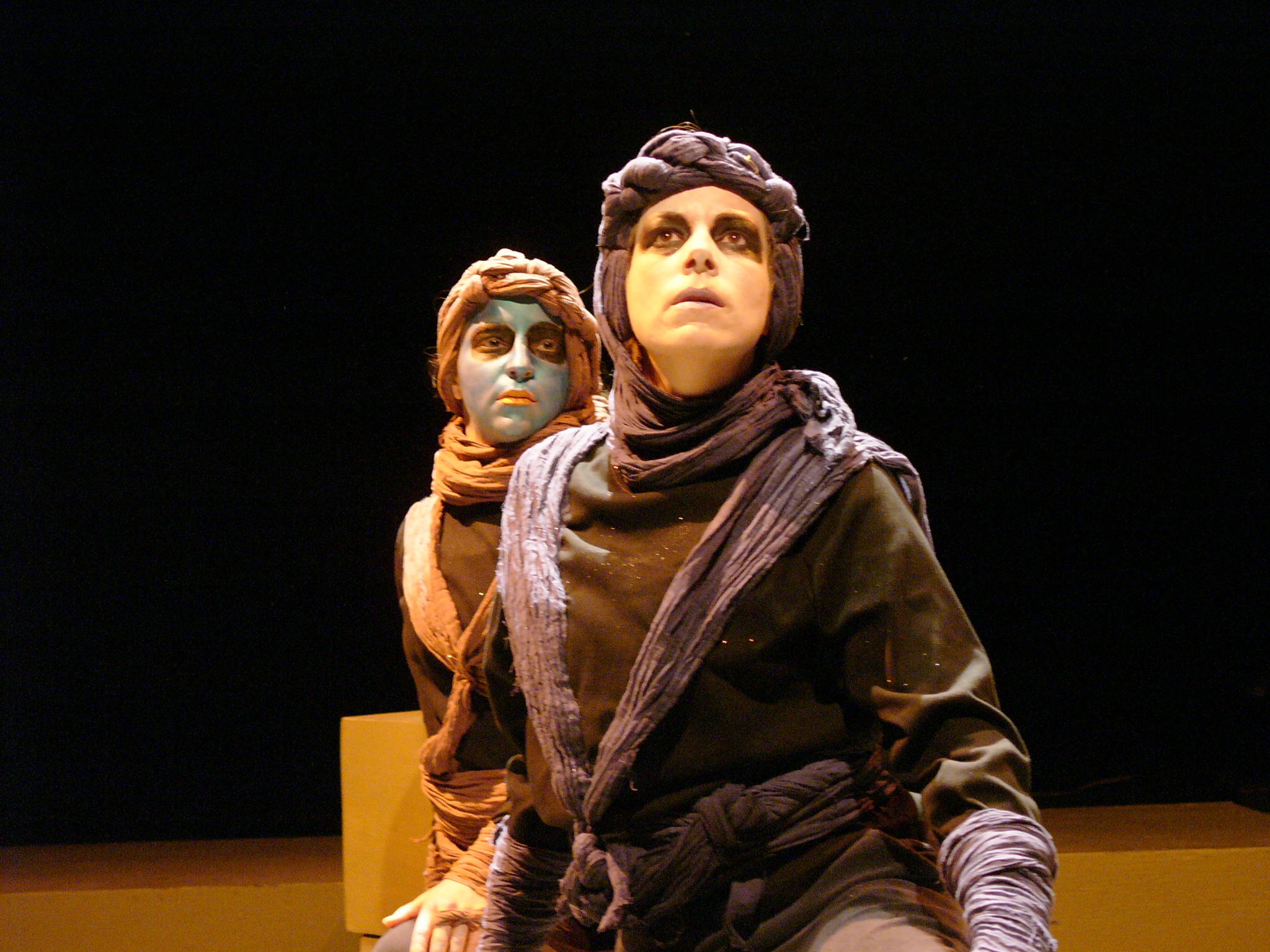 Golden Thread | ReOrient 2005