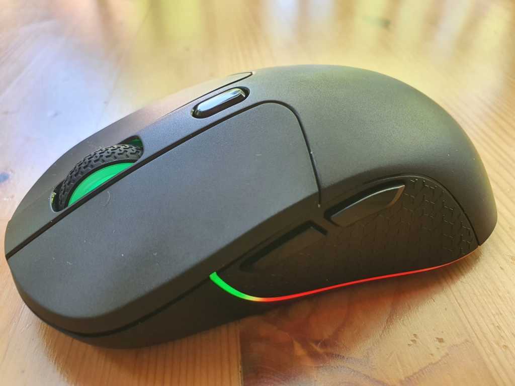 4 Best hybrid (wireless/wired) gaming mice as of 2024 - Slant