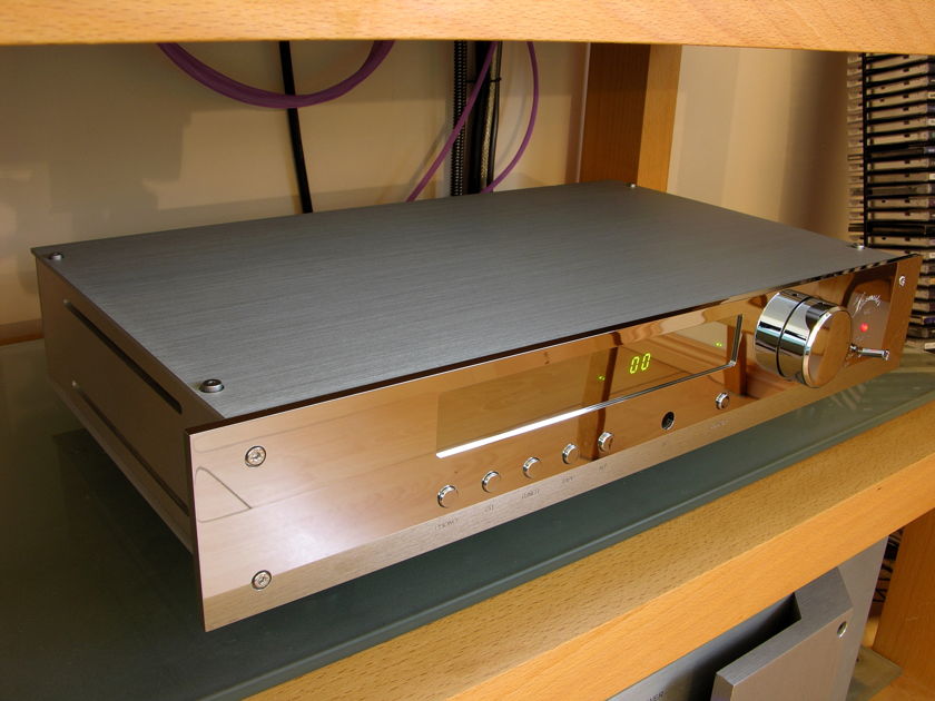 Burmester 935 MKII latest version (110v / 230v) - mint condition ...