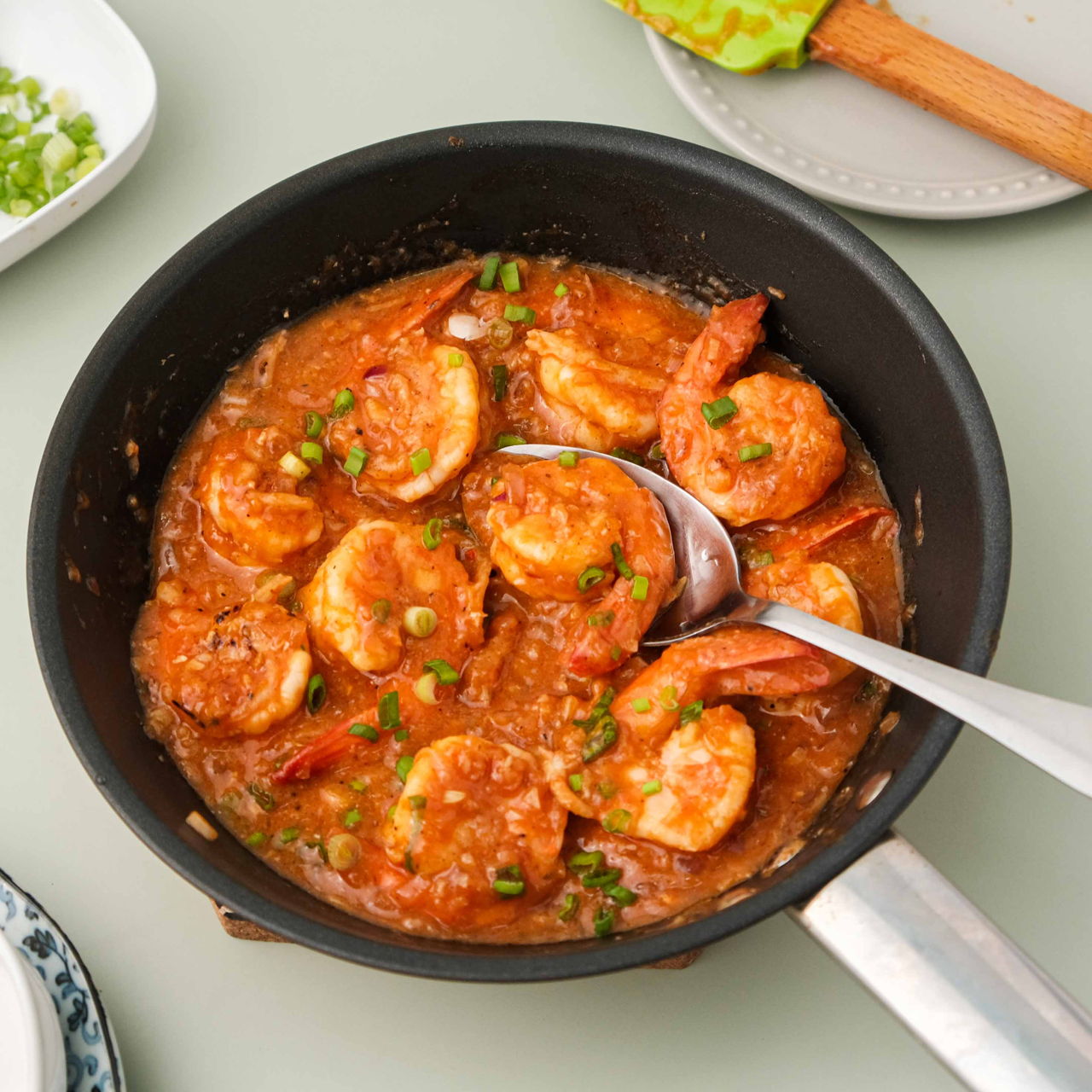 how to cook prawns with garlic and chilli