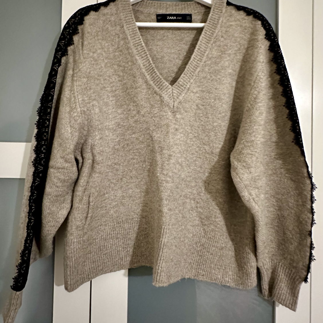Pull Zara - CHF 7.00 | Buy on marko